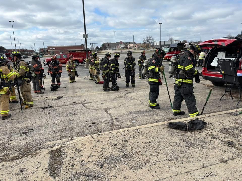 🚒🔥 Fire Department Training Exercise 🔥🚒 Our firefighters joined forces ...